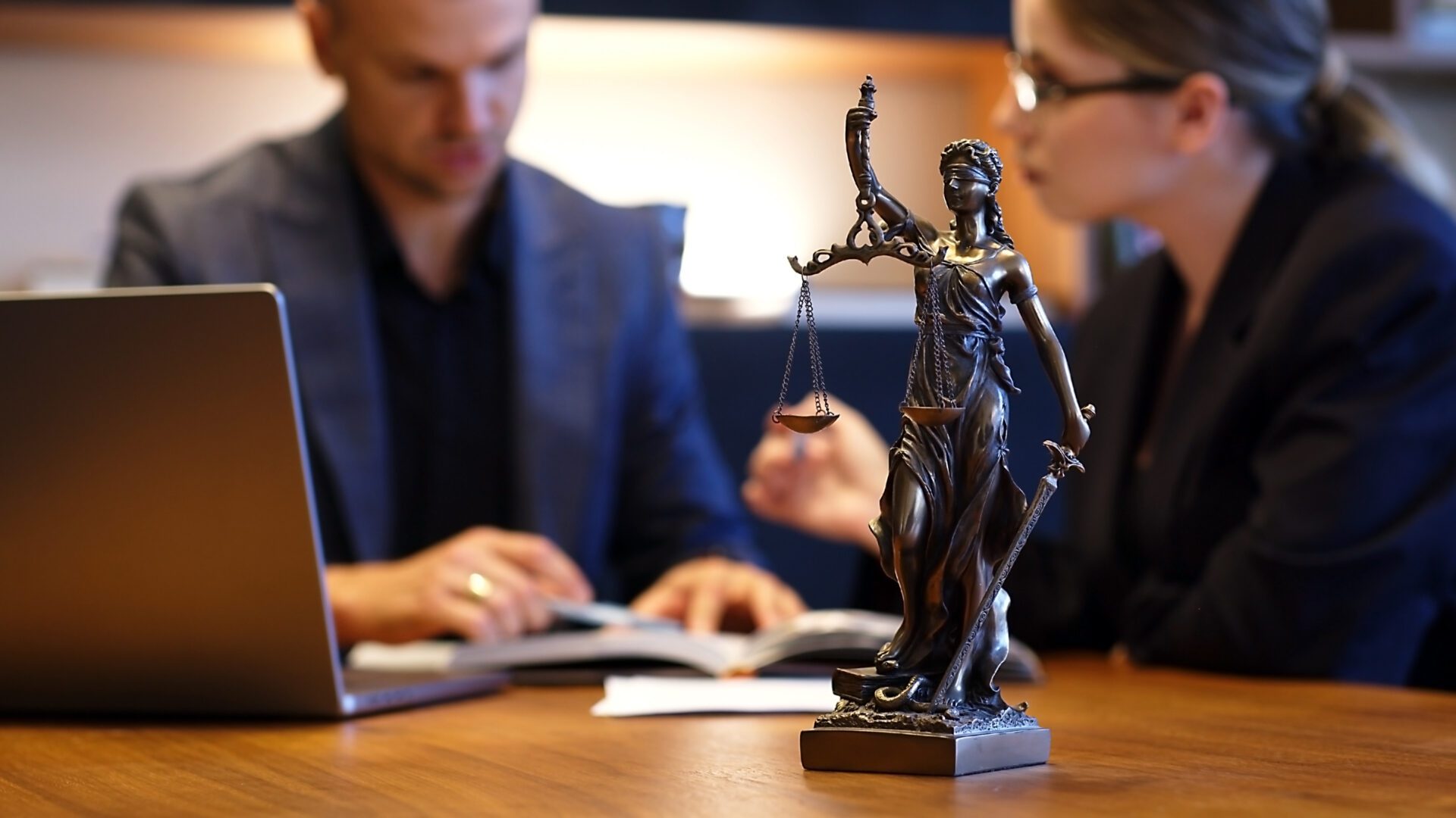 Skilled Injury Lawyers - Martin Kane Kuper